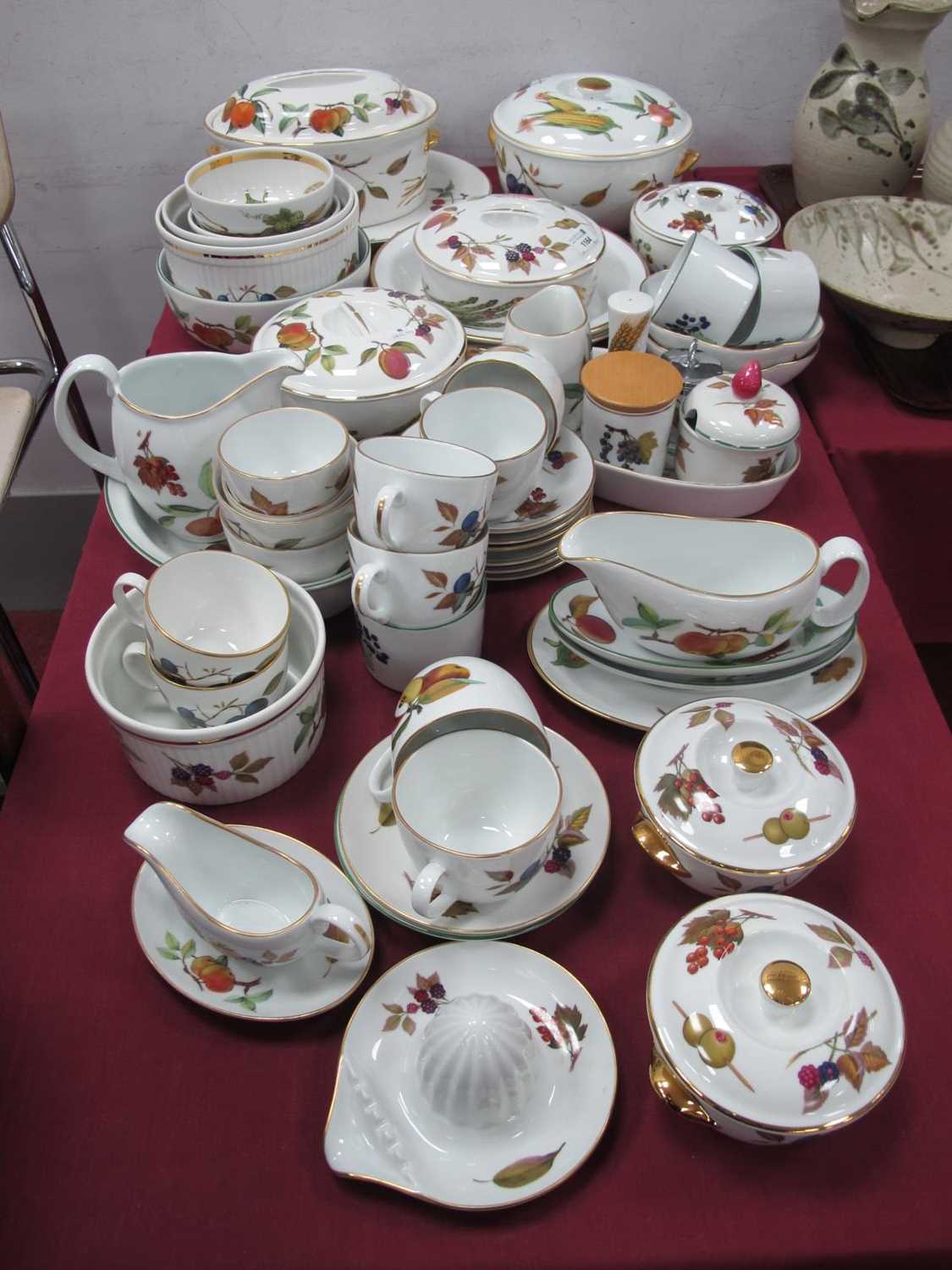Lot 1164 - Worcester Evesham Oven to Table Pottery, of