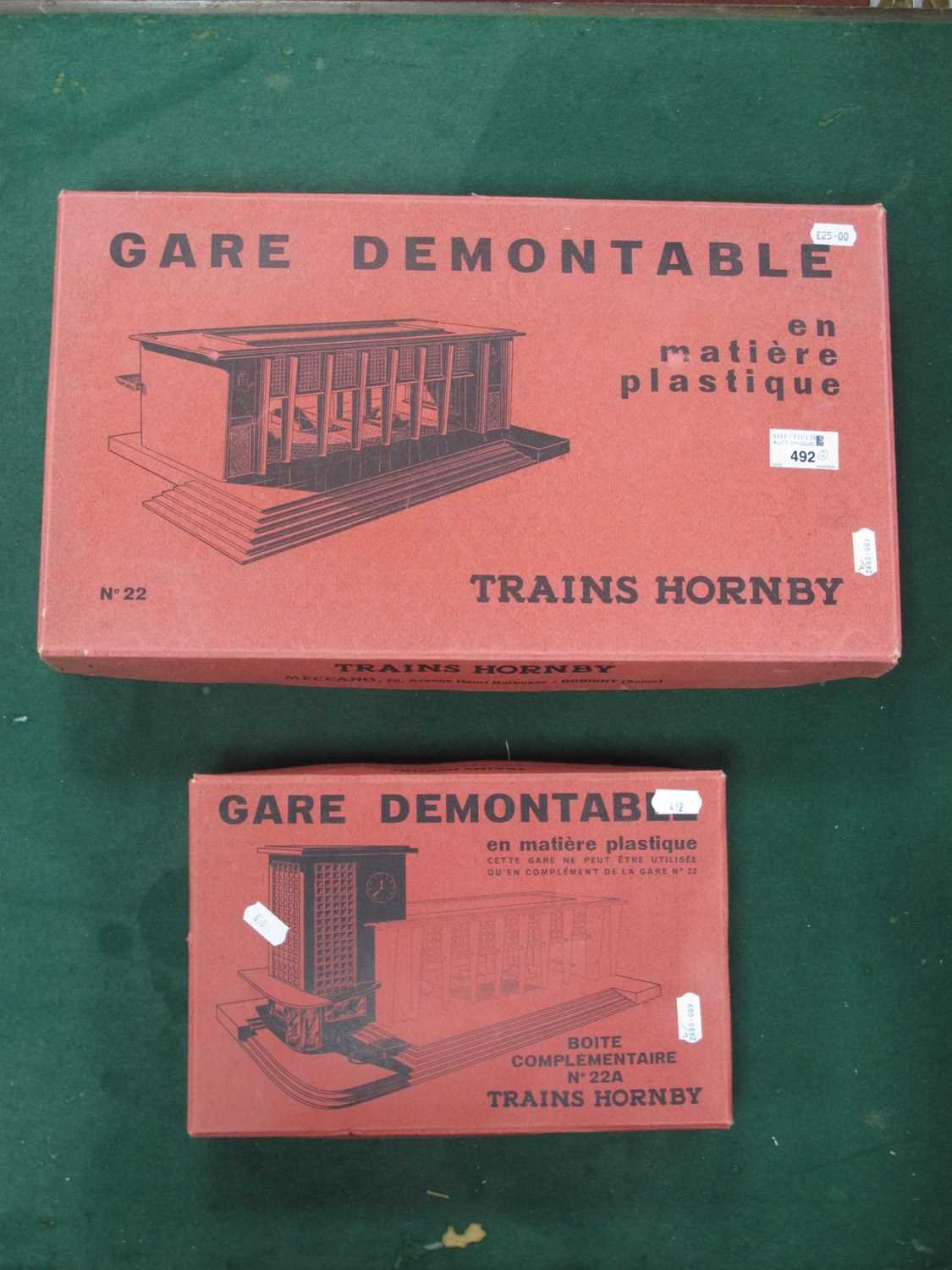 Lot 492 - Two "Gare Demontable" French Hornby "HO"