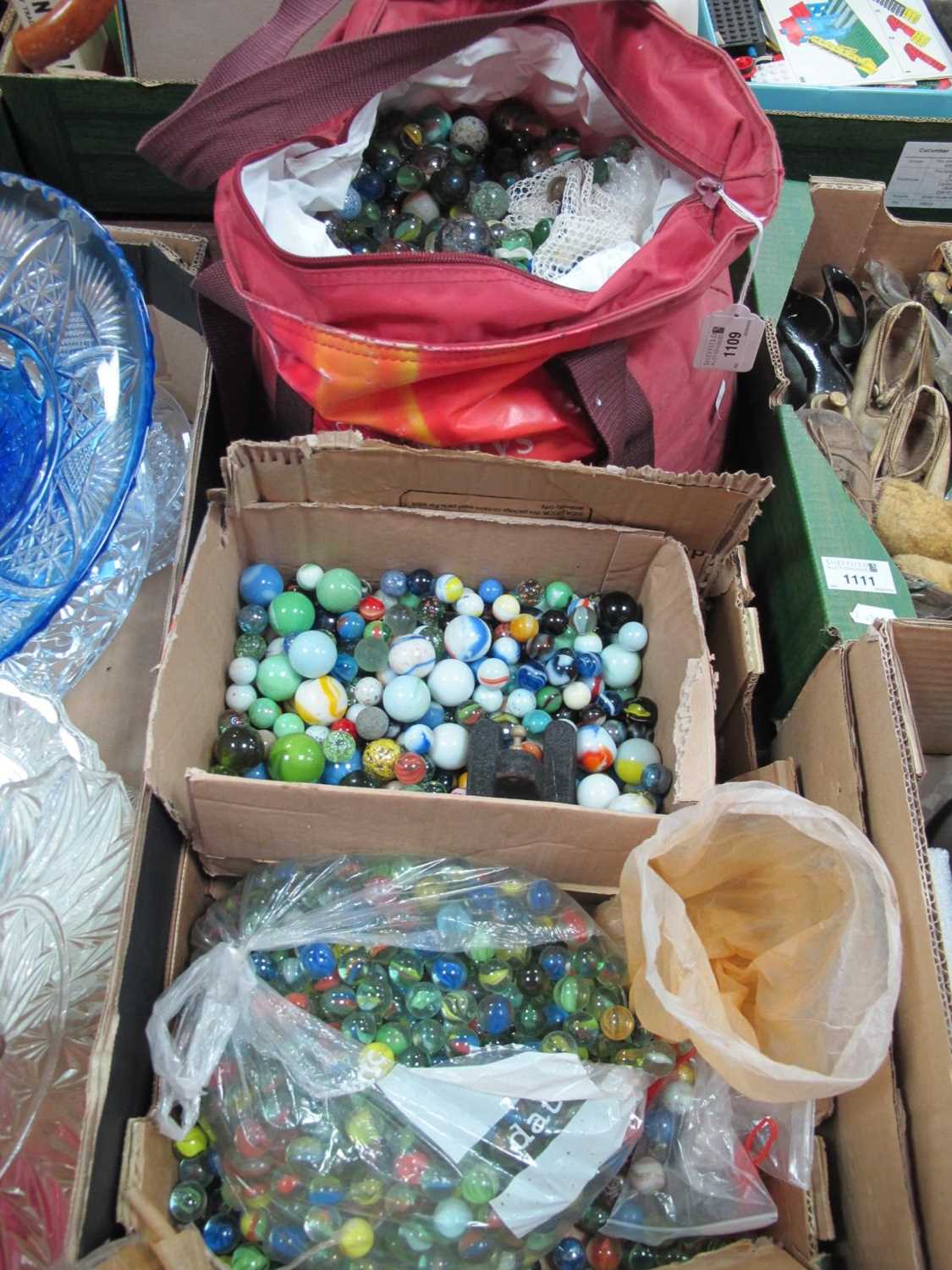 Lot 1109 - Marbles - Large quantity, the largest 4cm