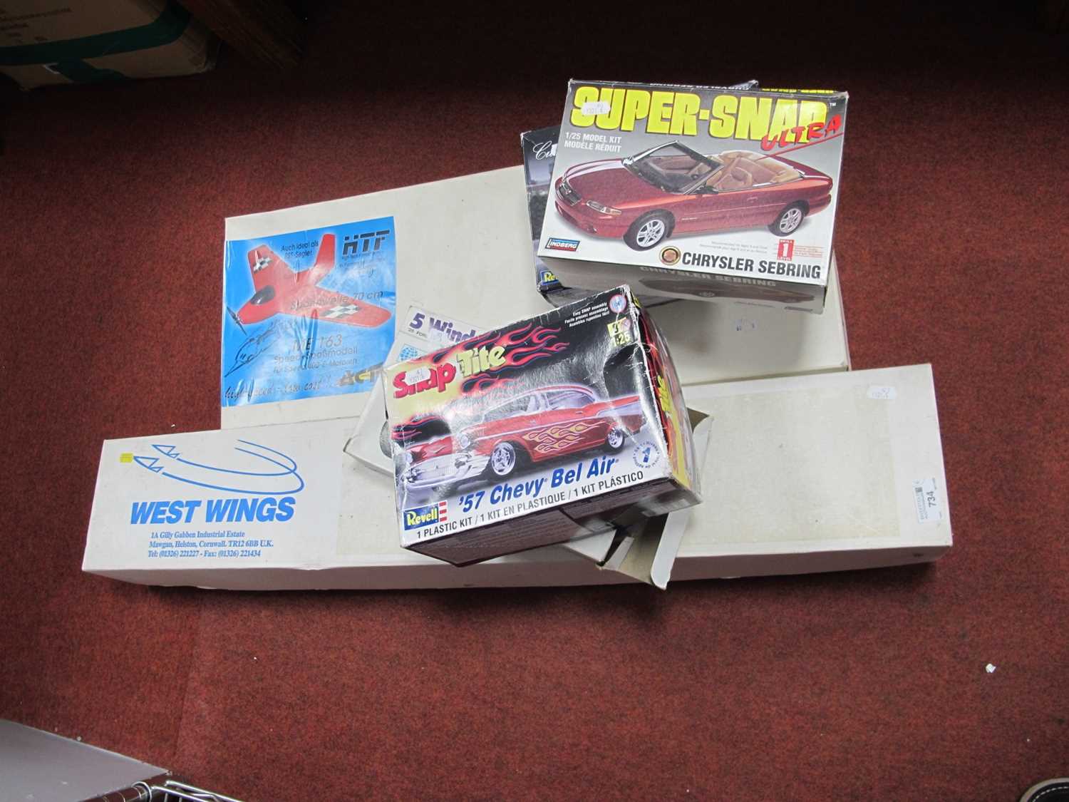 Lot 734 - Six plastic, balsa, polystyrene model kits