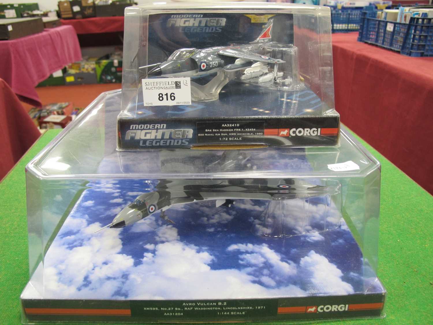 Lot 816 - Two Corgi The Aviation Archive diecast model