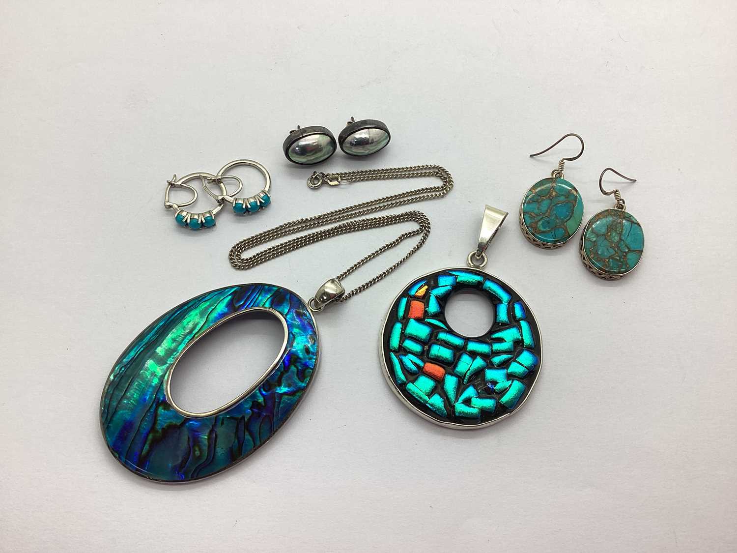 Lot 168 - A Modernist Style Oval Polished Shell