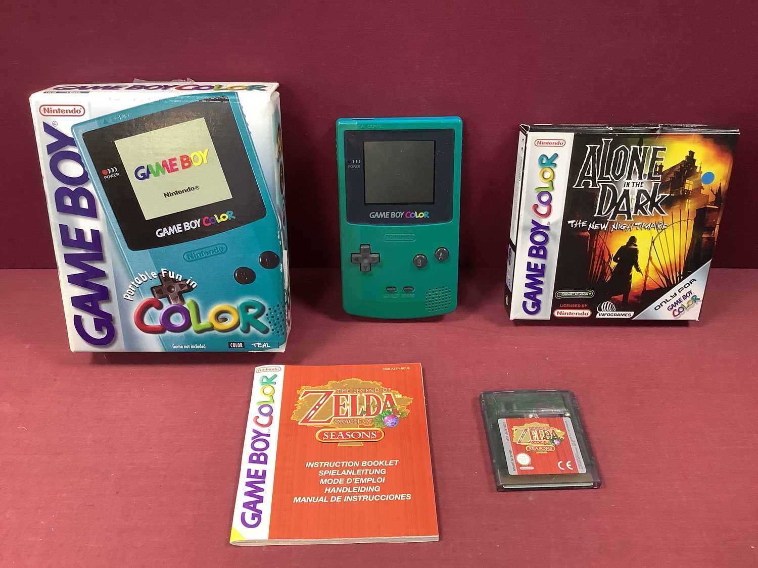 Lot 661 - A Nintendo Gameboy Colour 'Teal', boxed with