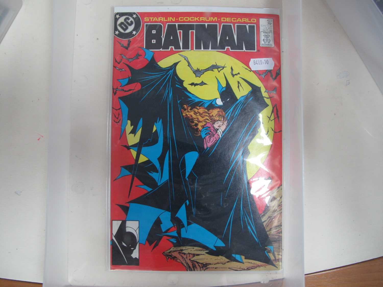 Lot 903 - DC Batman #423 Comic Book (1988), Todd