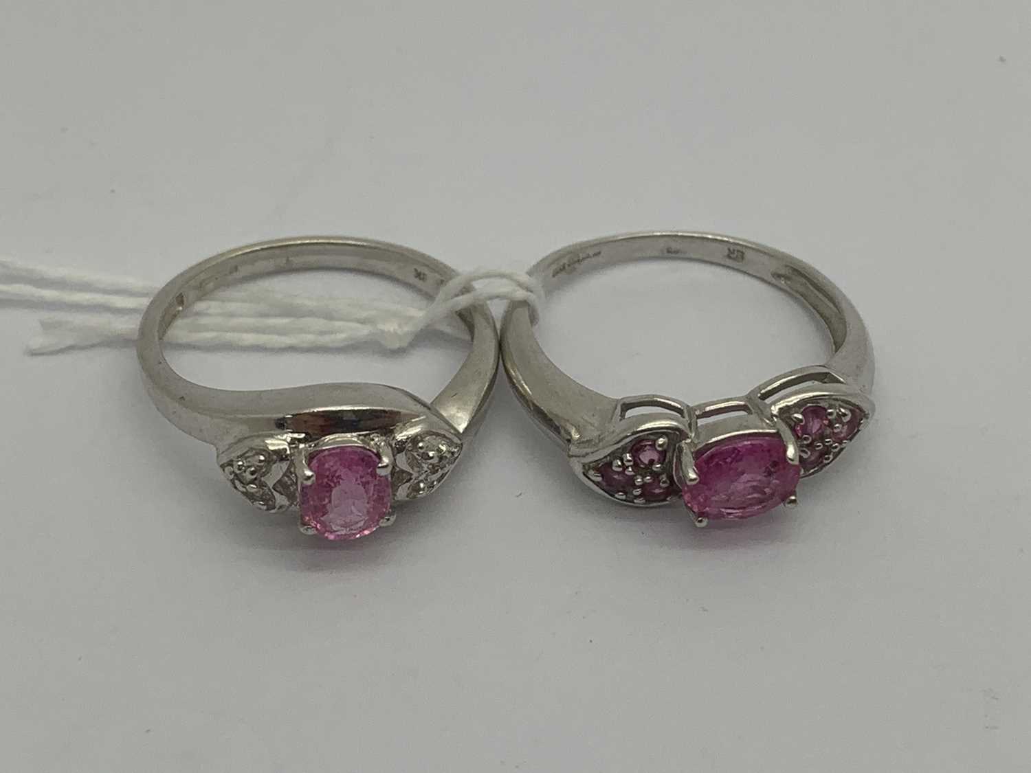 Lot 101 - A 9ct White Gold Stone Set Ring, the oval