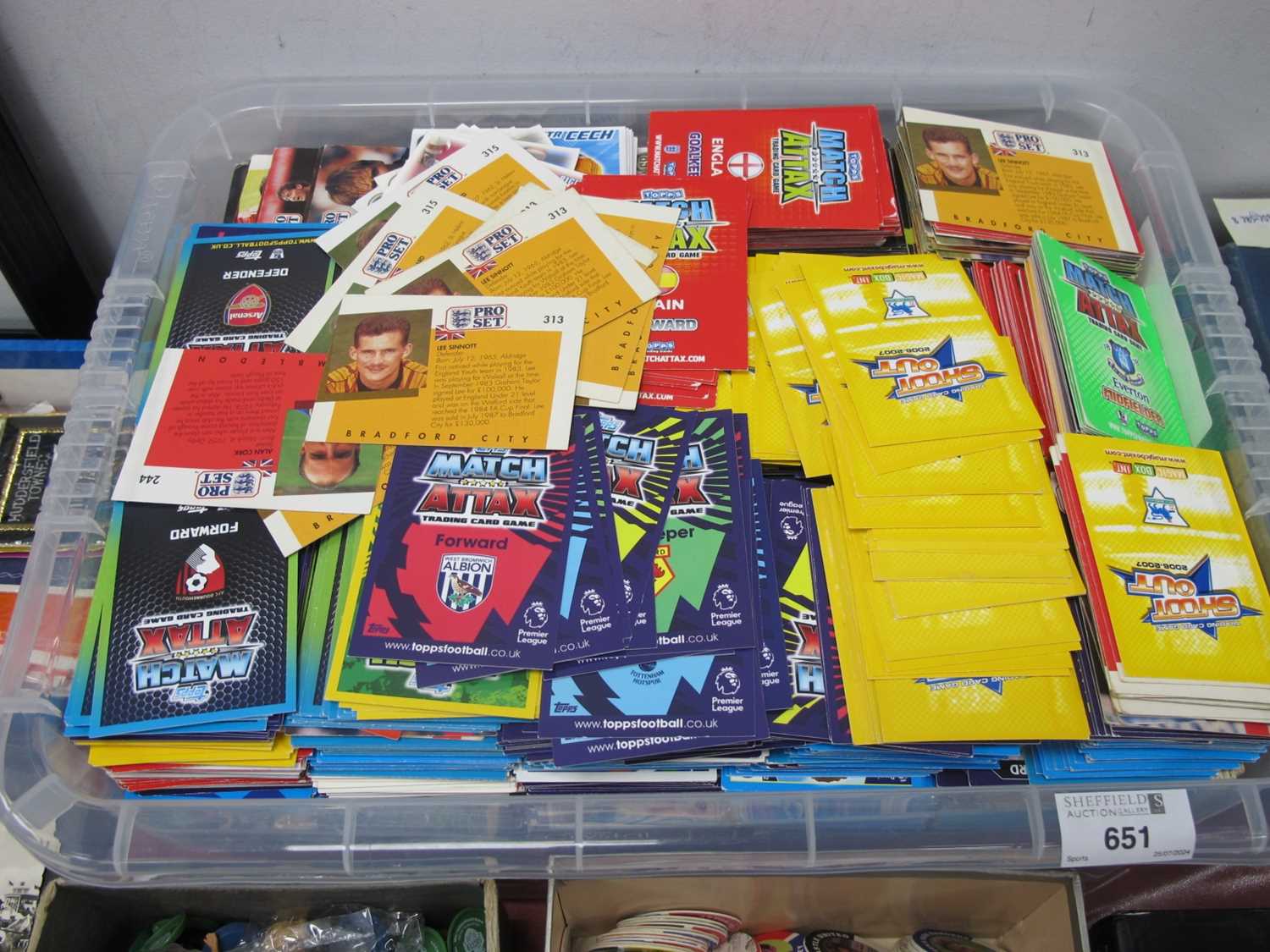 Lot 651 - Match Attax, Proset and Shootout cards,