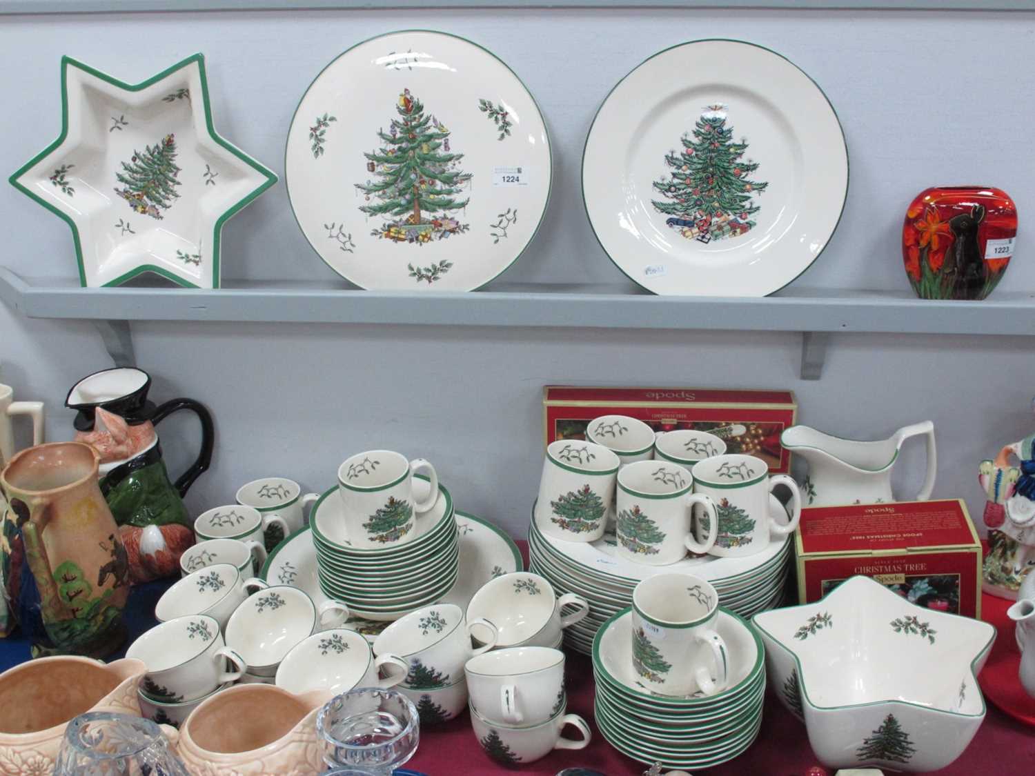 Lot 1224 - Spode 'Christmas Tree' Table Pottery, of