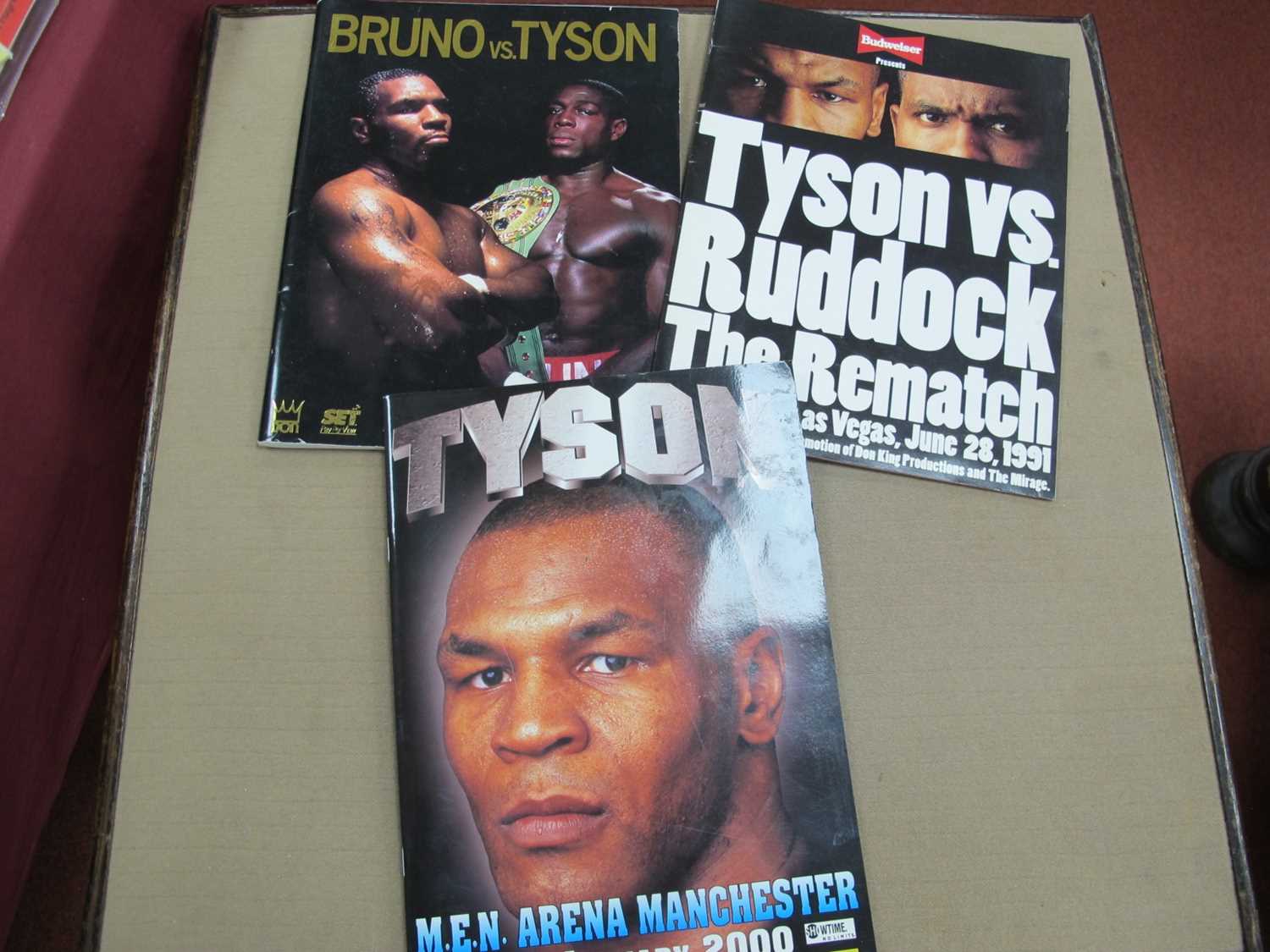 Lot 522 - Boxing Mike Tyson Programmes 1991 v, Ruddock,