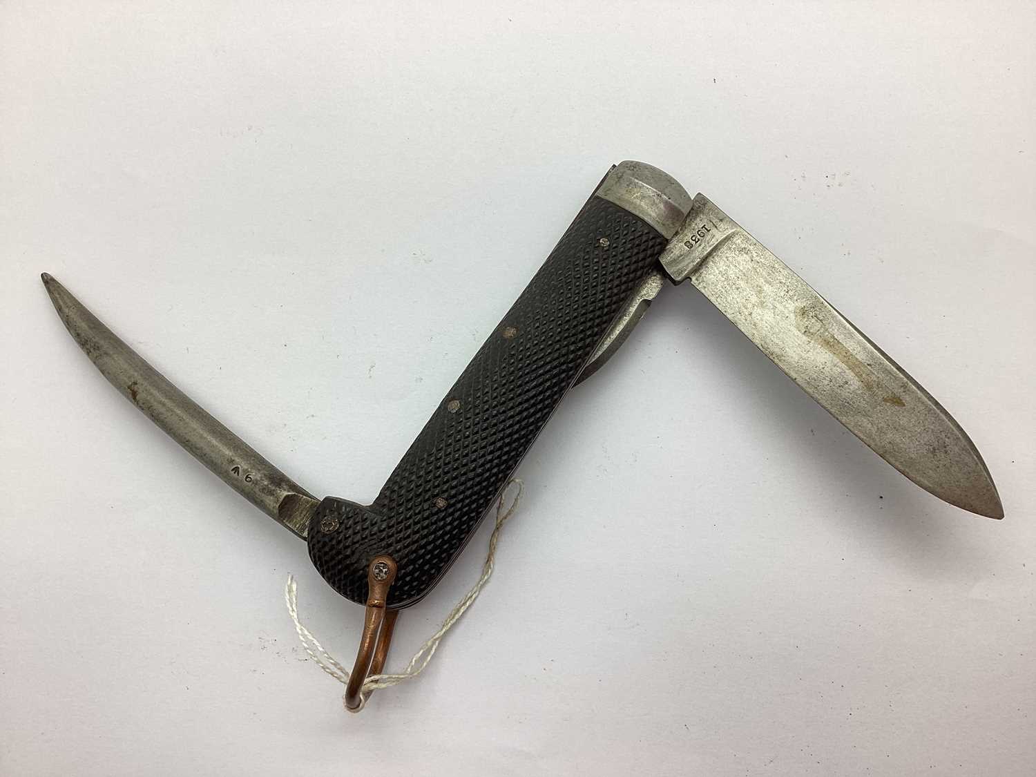 Lot 470 - Interwar British Army Jack Knife, with