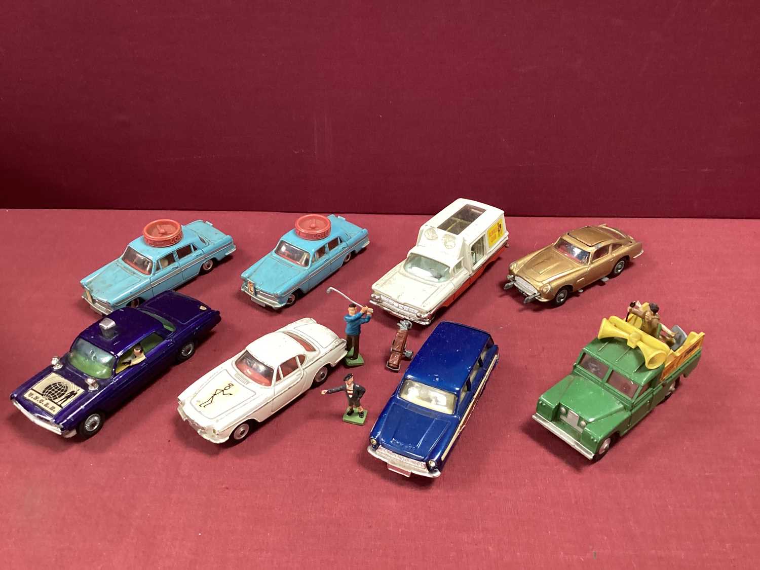 Lot 907 - Eight Original 1960s Corgi Vehicles,