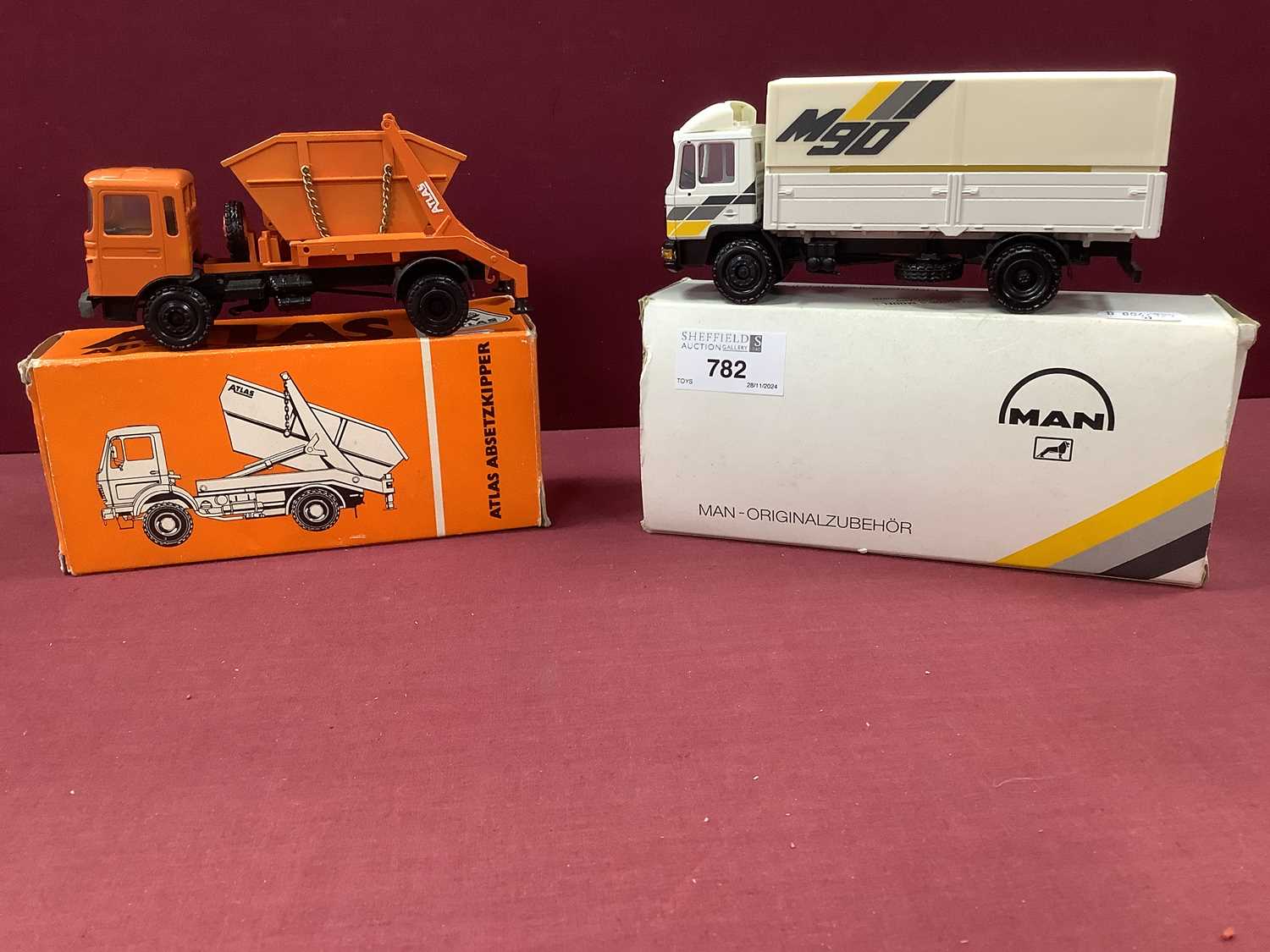Lot 782 - Two 1:50th Scale Diecast Model Commercial