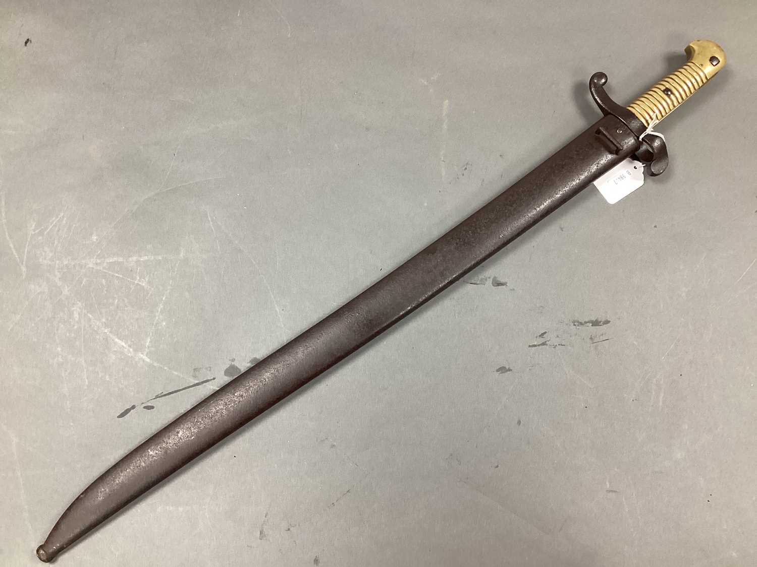 Lot 483 - XIX Century French Model 1842 Yataghan