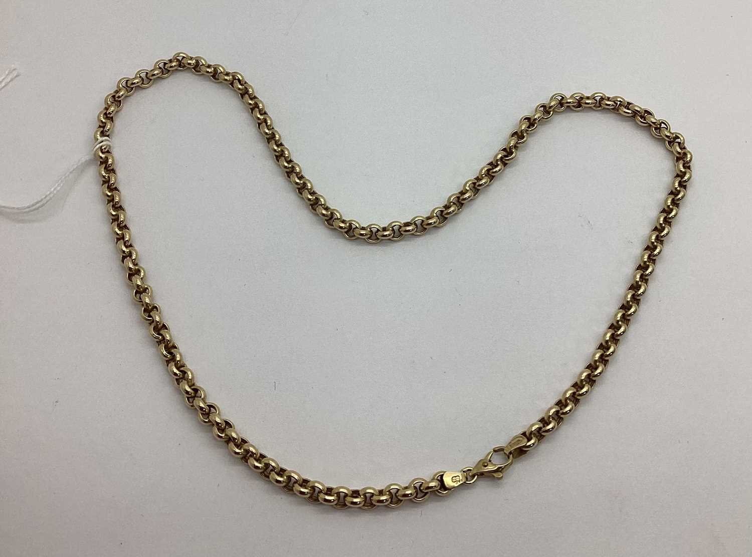Lot 537 - A 9ct Gold Belcher Link Chain, of uniform
