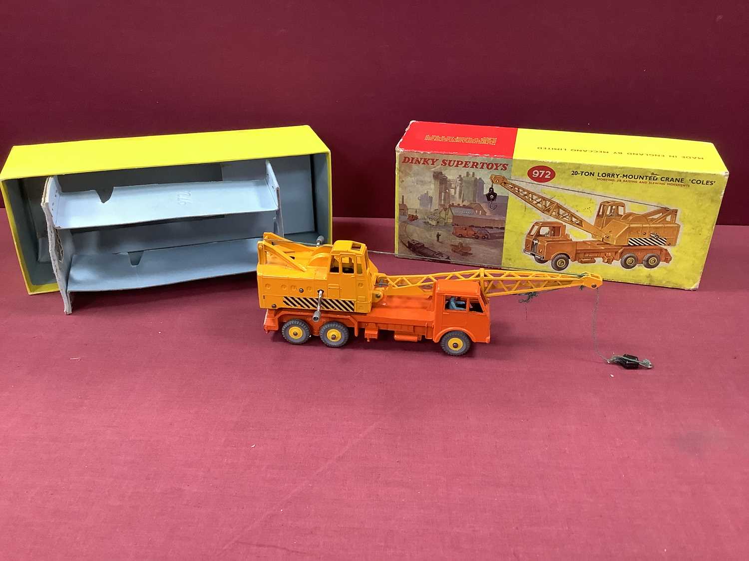 Lot 846 - Dinky Supertoys No 972 20 Ton Mounted Crane