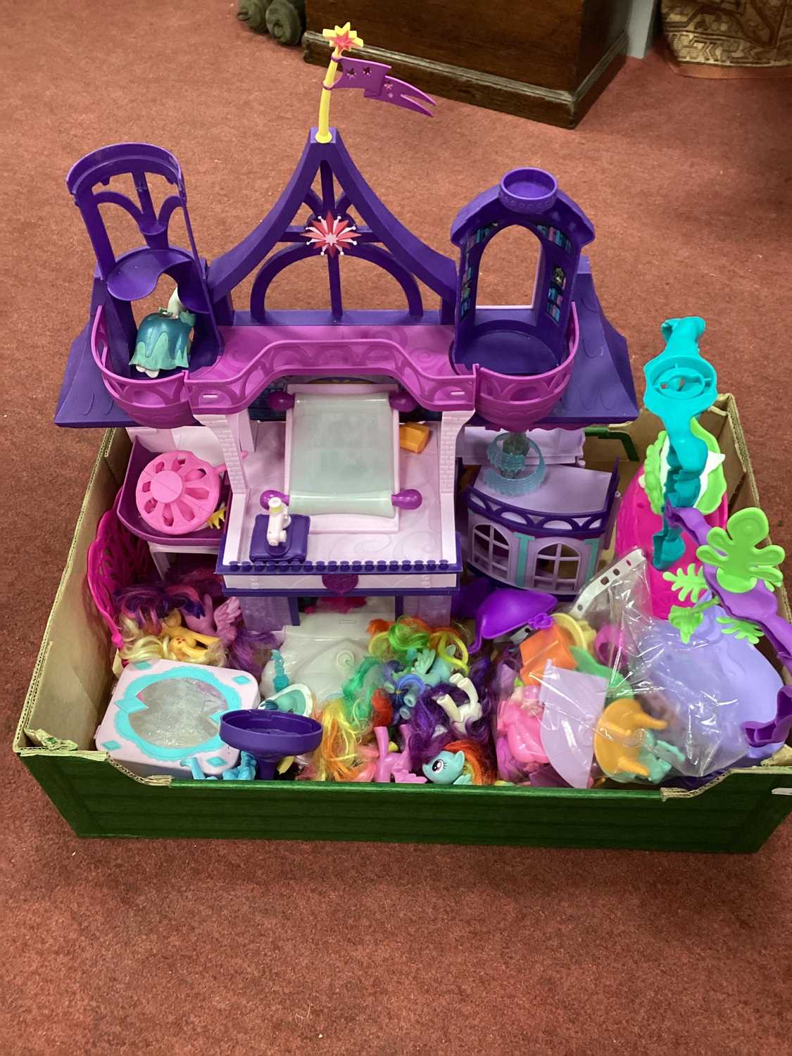 Lot 1305 - My Little Pony Twilight Sparkle School of