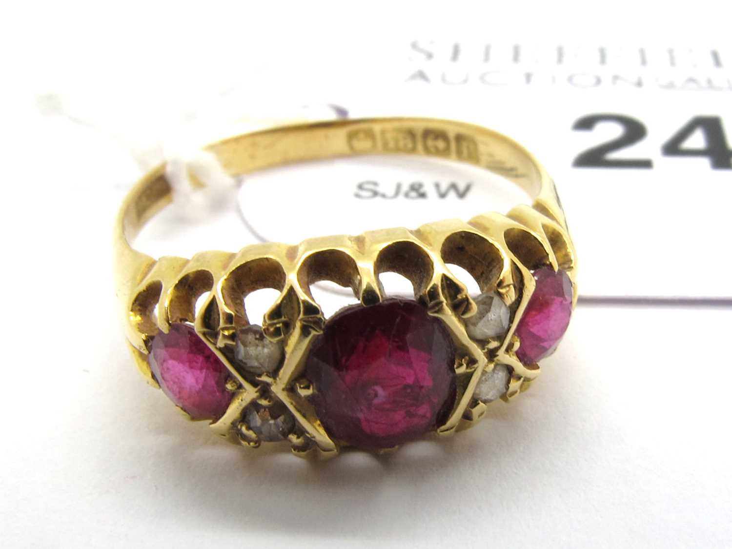 Lot 240 - An 18ct Gold Victorian Style Stone Set Ring,