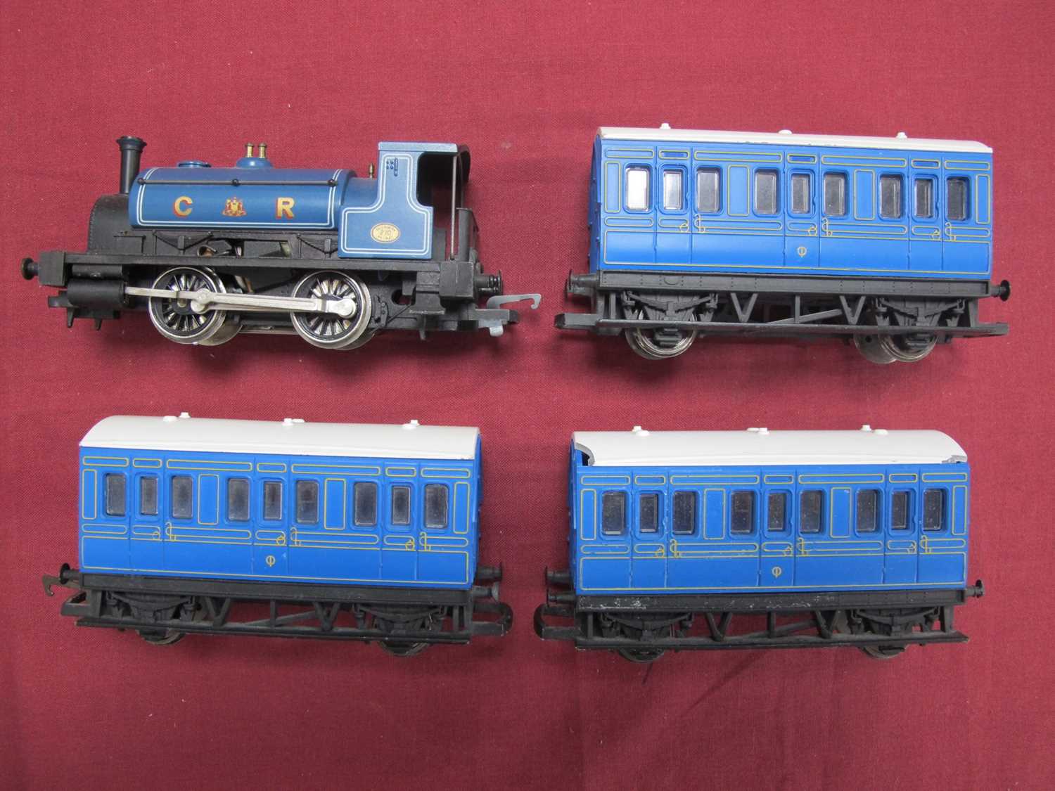 Lot 435 - Hornby OO Gauge 0-4-0 Tank Engine in Blue