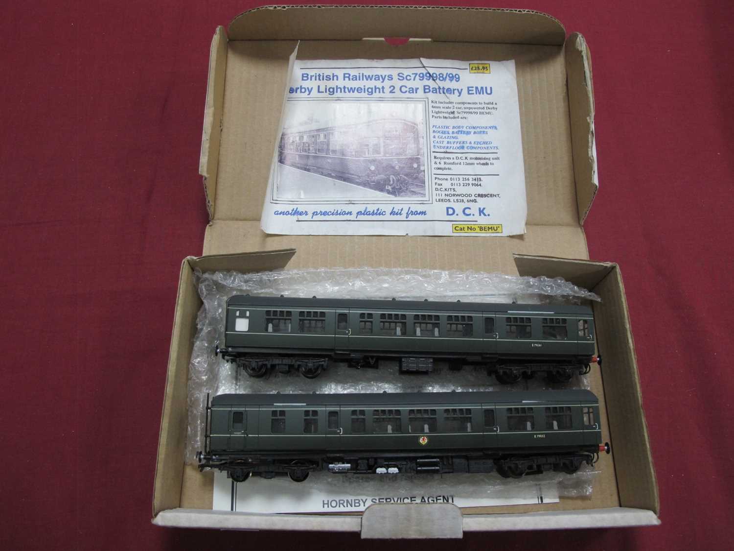 Lot 470 - A OO Gauge Kit Built Two Car Derby Battery