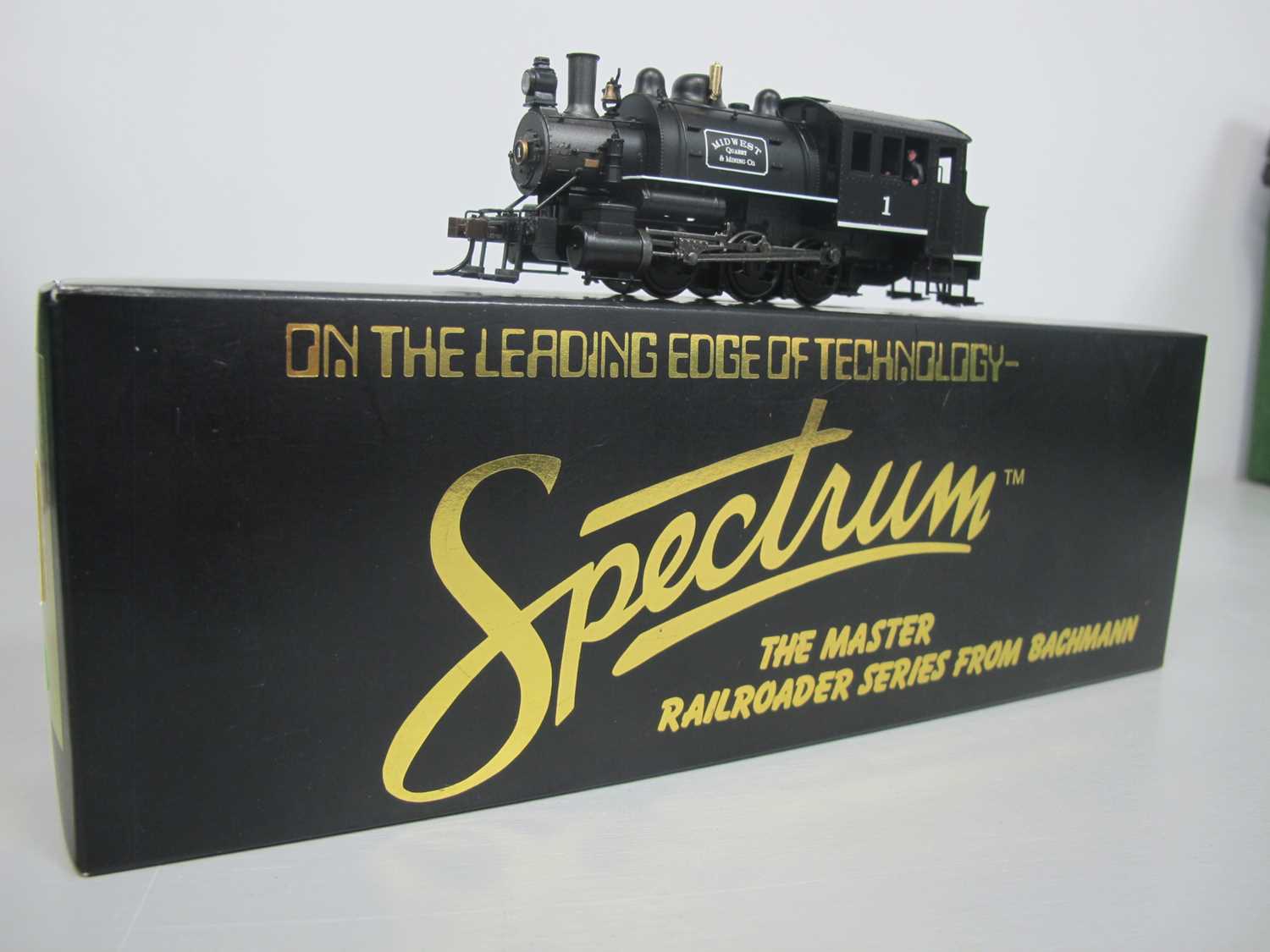 Lot 472 - A Bachmann Spectrum HO Gauge 0-6-0 Saddle