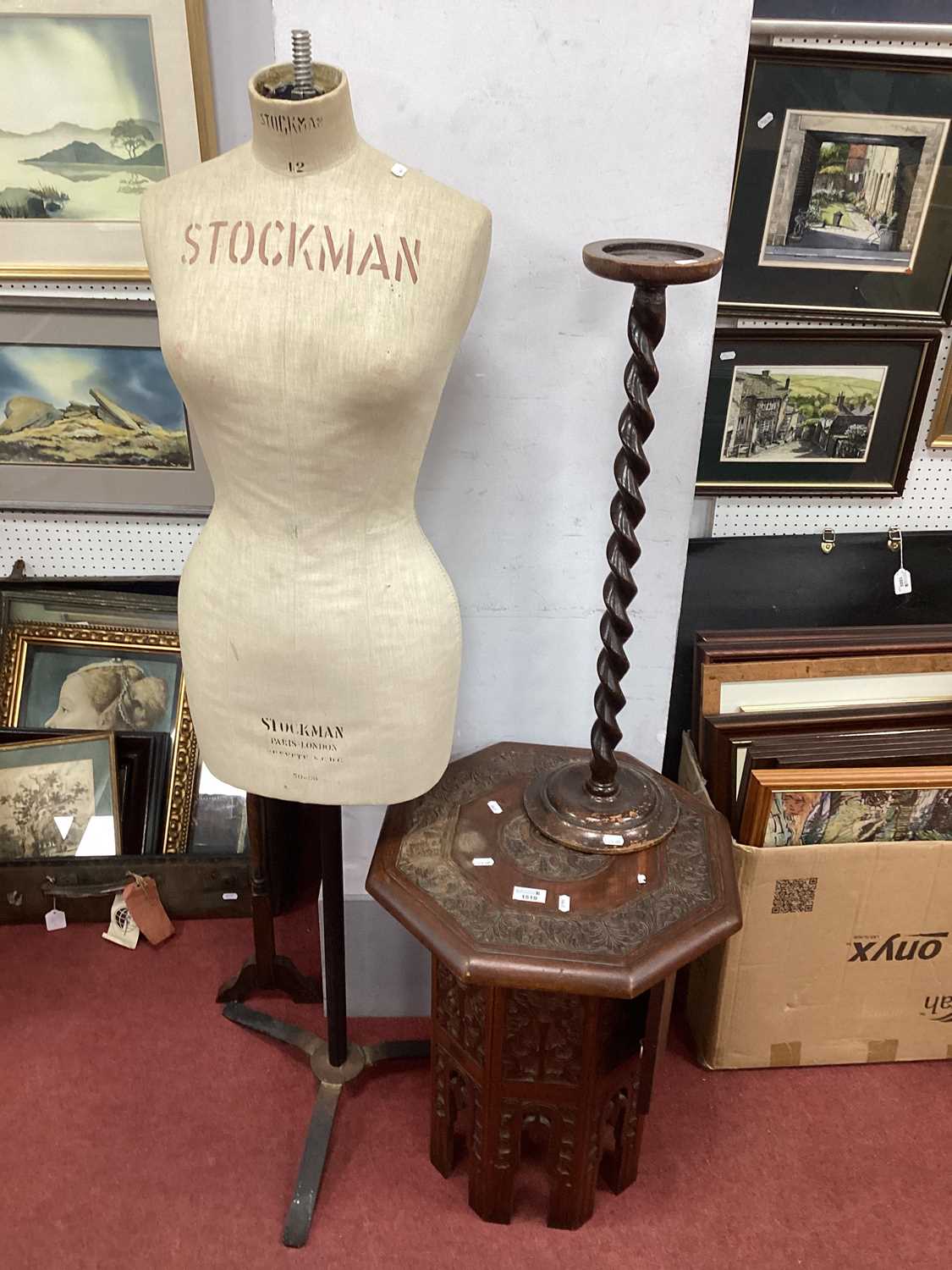 Lot 1519 - A Stockman Paris - London Display Dummy, on