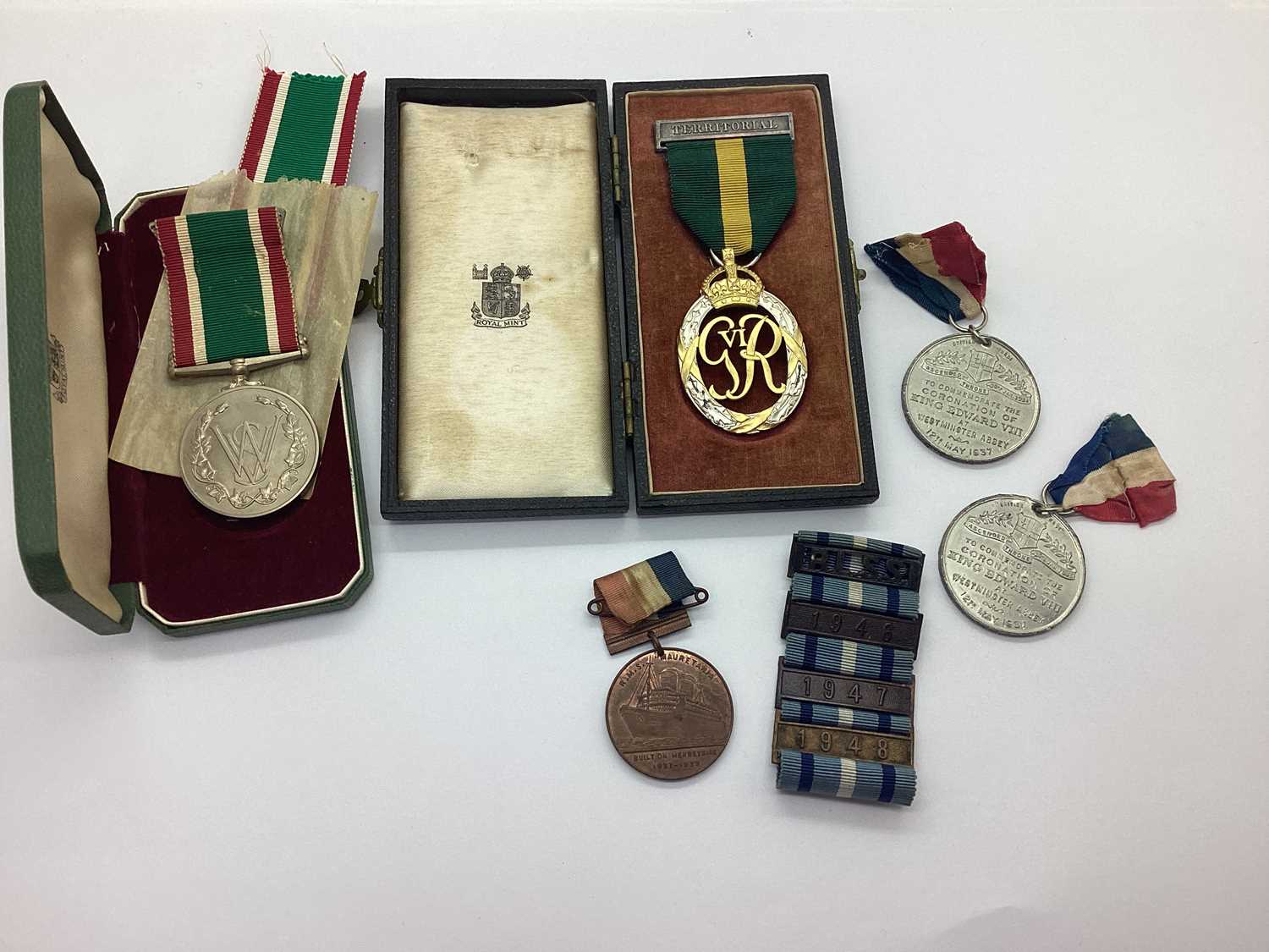 Lot 580 - Territorial Efficiency Decoration GRVI 1951