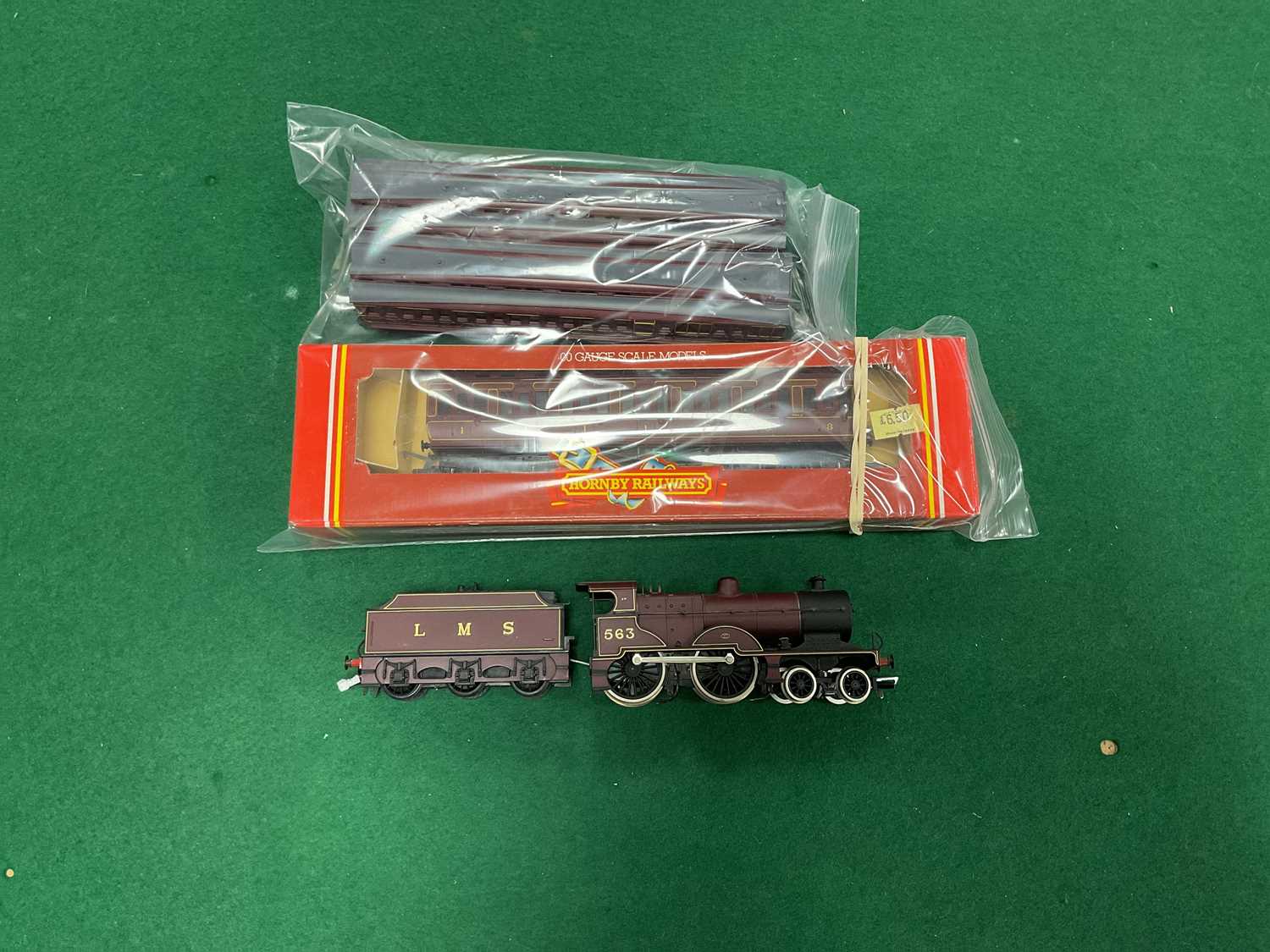 Lot 631 - A Mainline 00 gauge LMS 2P 4-4-0 locomotive