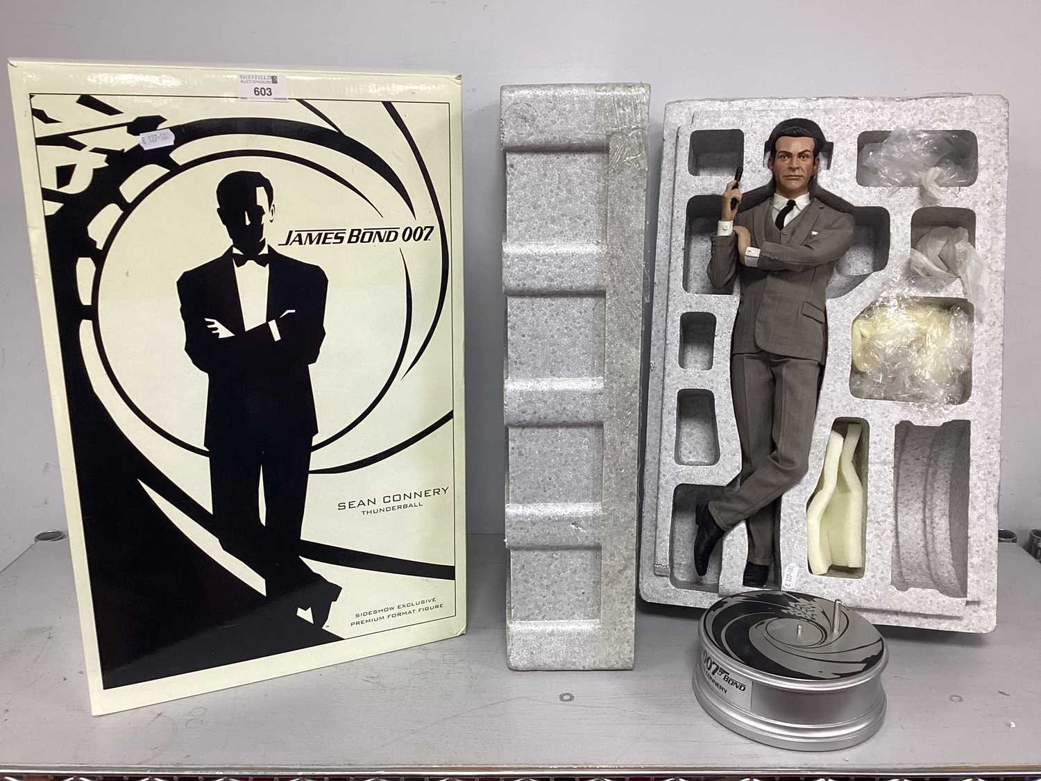 Lot 603 - A Sideshow Exclusive 1:4 Scale James Bond