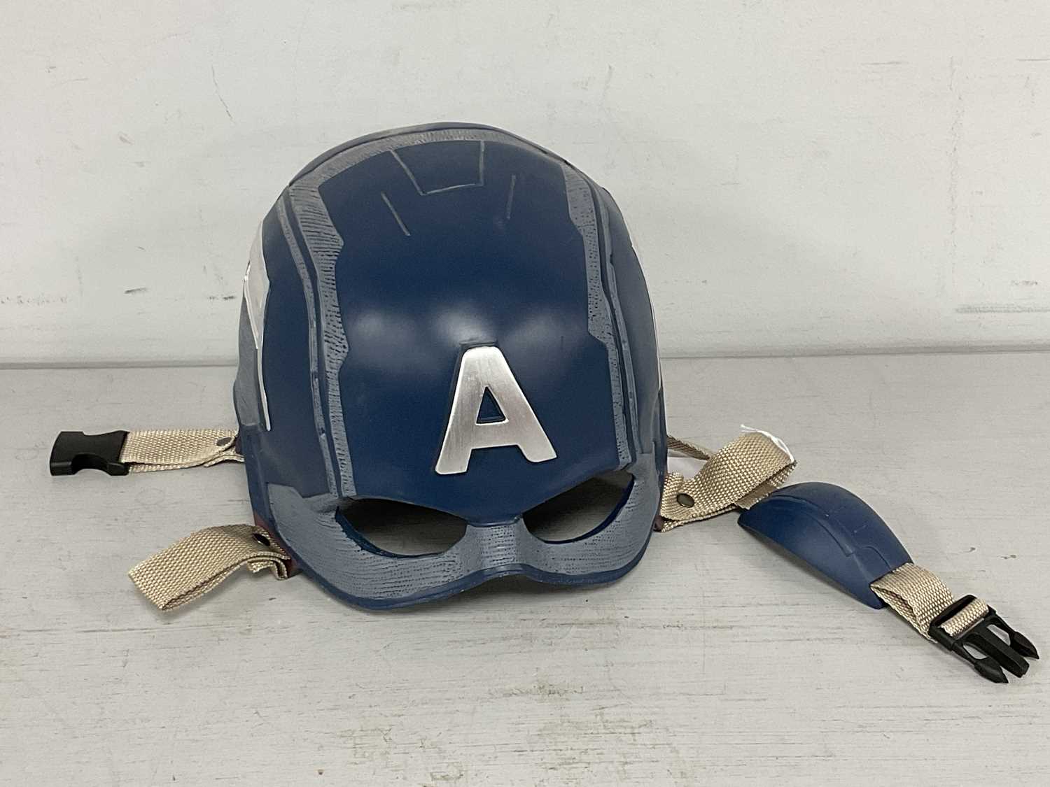 Lot 434 - A 1/1 Scale Captain America Steve Rogers