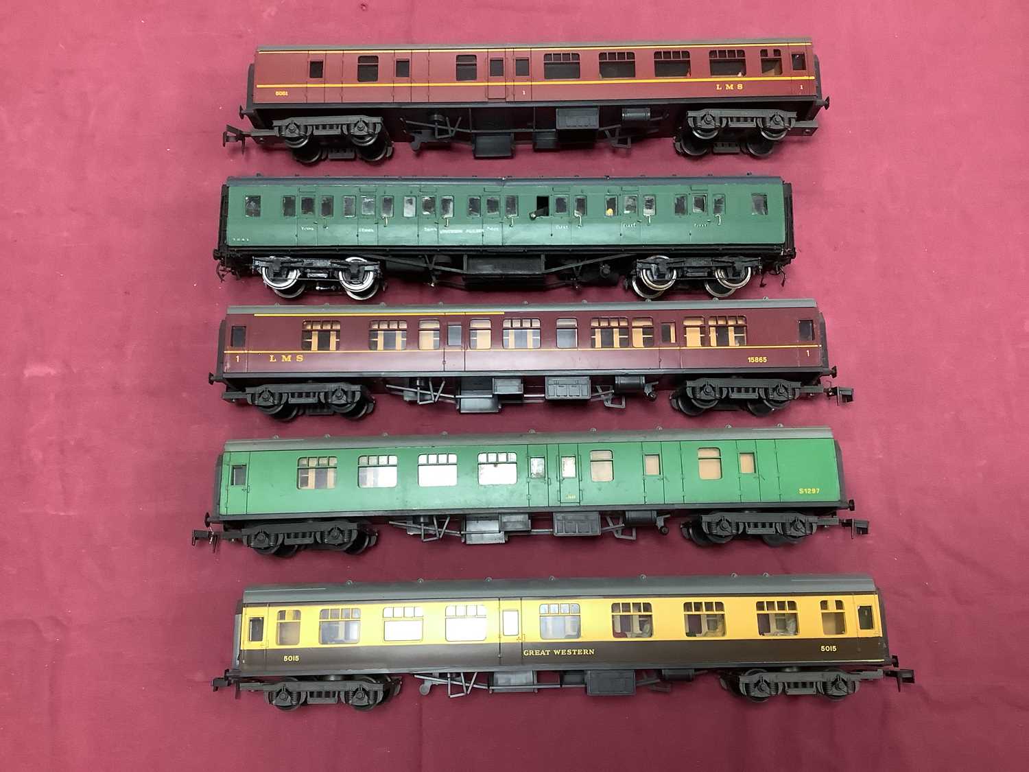 Lot 874 - Four LIMA 'O' Gauge/7mm MKI Coaches, two L.M.