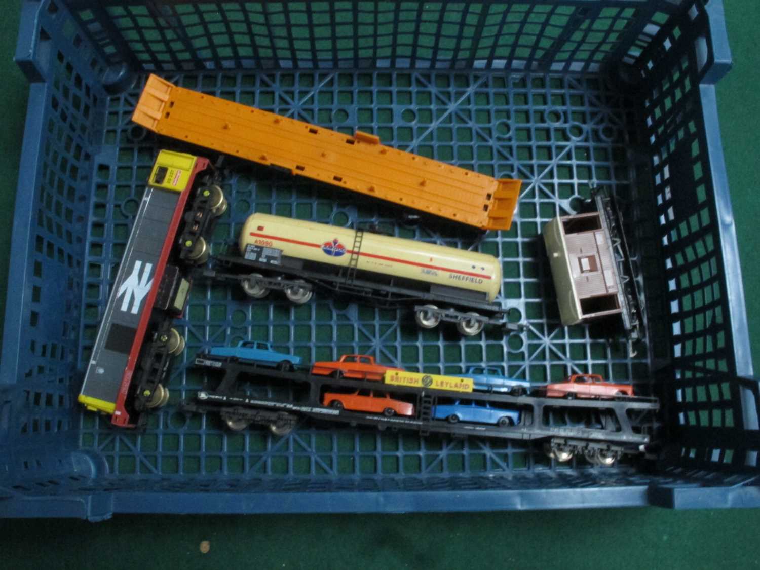 Lot 618 - A Lima 00 gauge Class 20 locomotive, special
