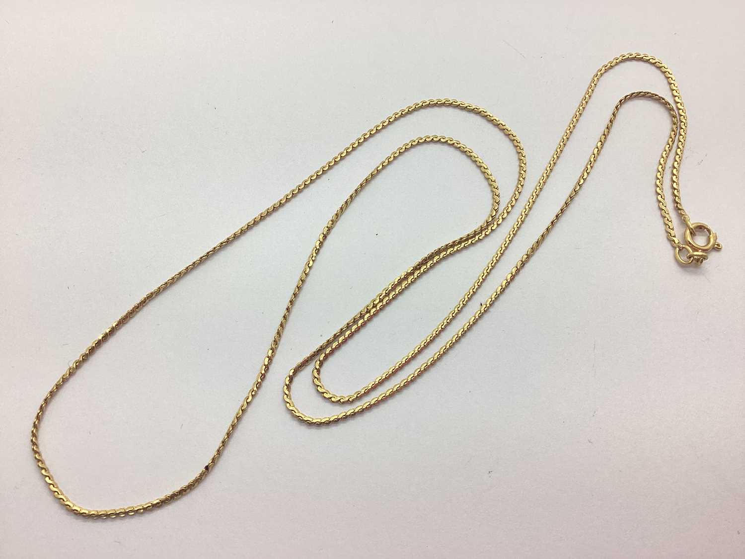 Lot 165 - An 18ct Gold Smooth Link Chain, of uniform