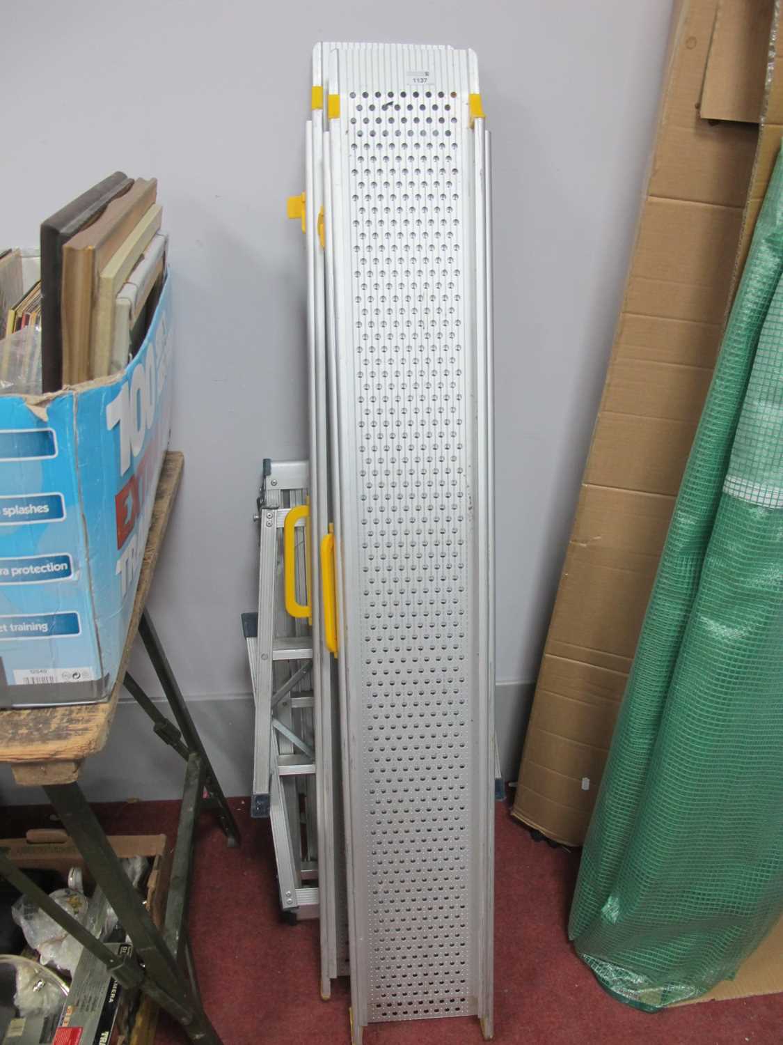 Lot 1137 - The Ramp Factory Vehicle Ramps, Abru steps.