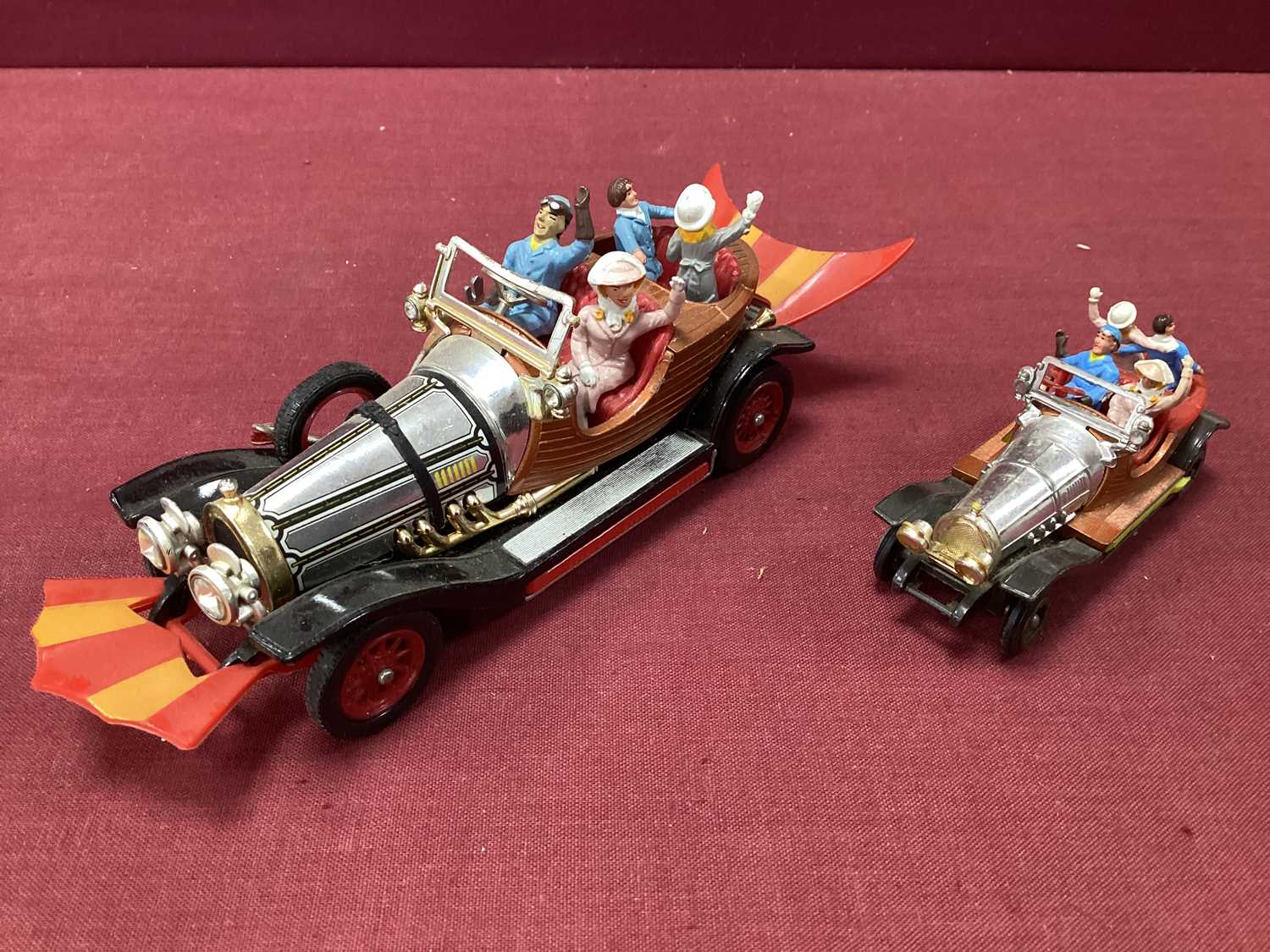 Lot 911 - Original Corgi #266 Chitty Chitty Bang Bang,
