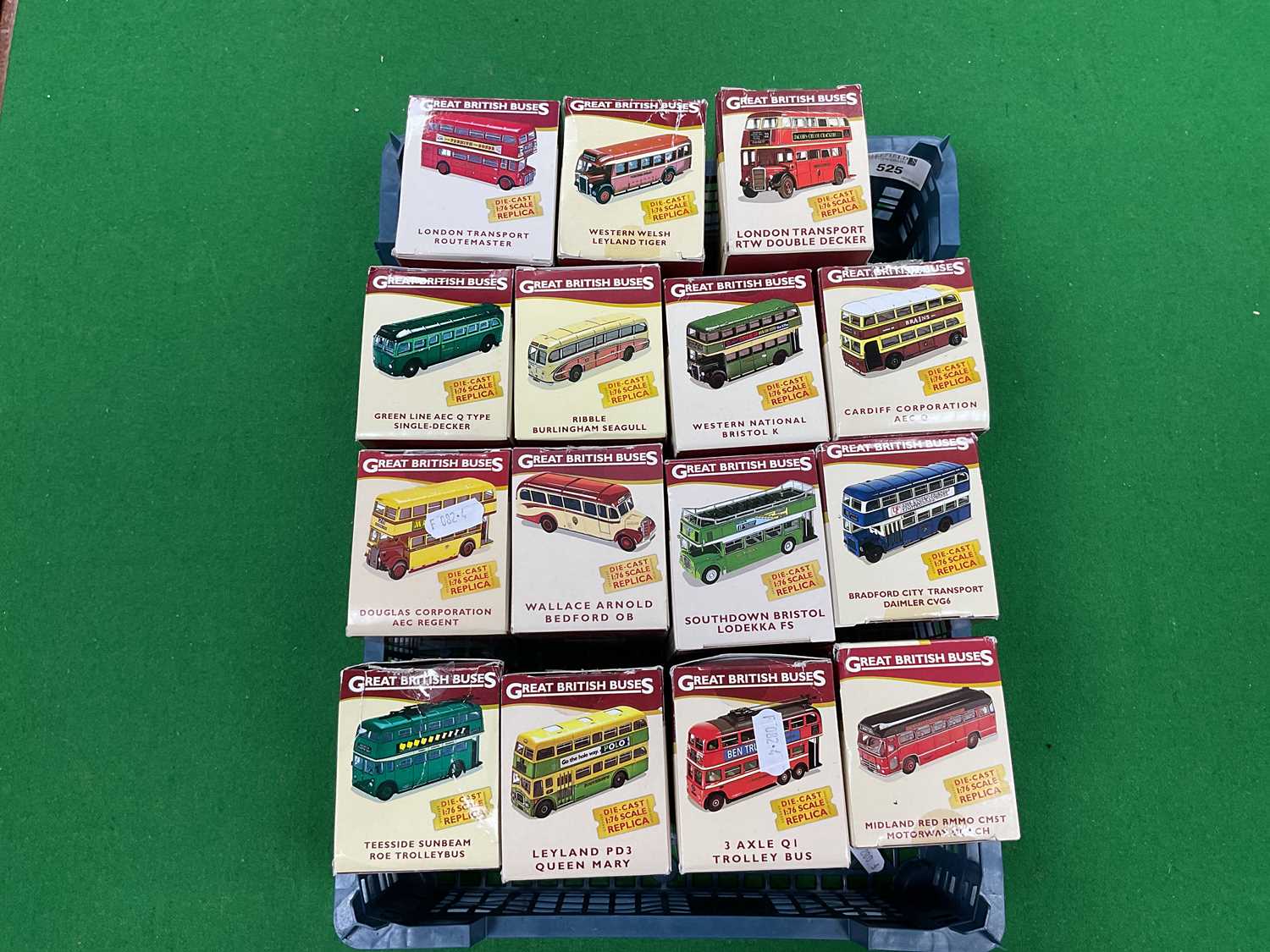 Lot 525 - Fifteen 1:76 Scale Diecast Model Buses by