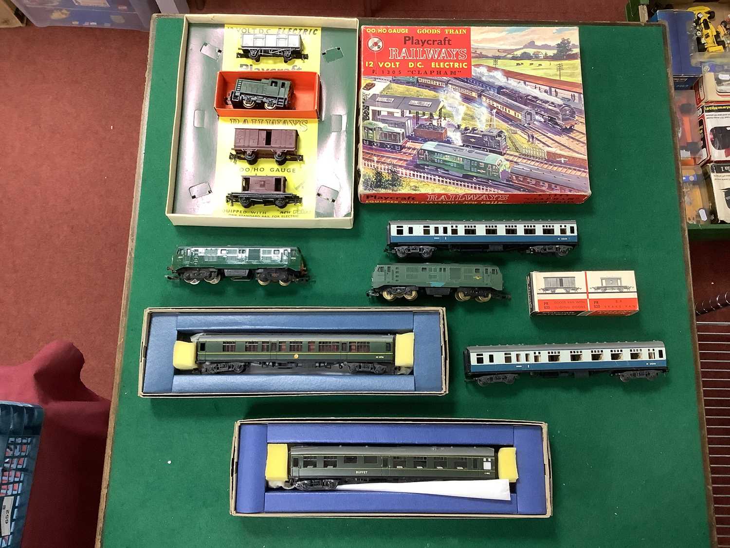 Lot 623 - Two British HO scale diesel locomotives by