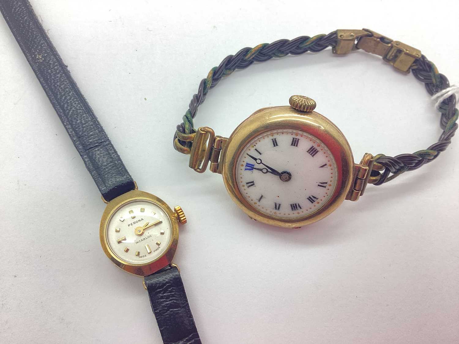 Lot 264 - Perona; A 9ct Gold Cased Ladies Wristwatch,