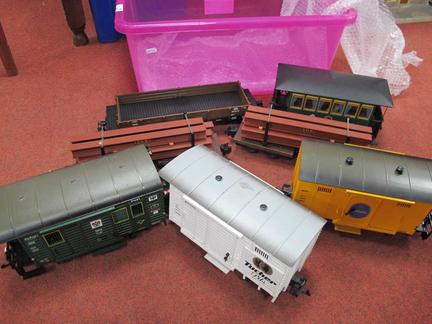 Lot 346 - Seven 'G' Gauge Items of Rolling Stock by
